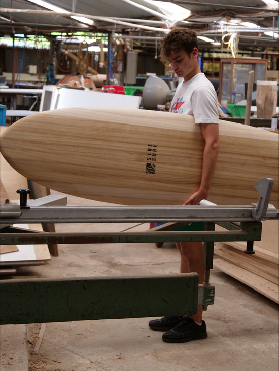 Tail - Double Concave